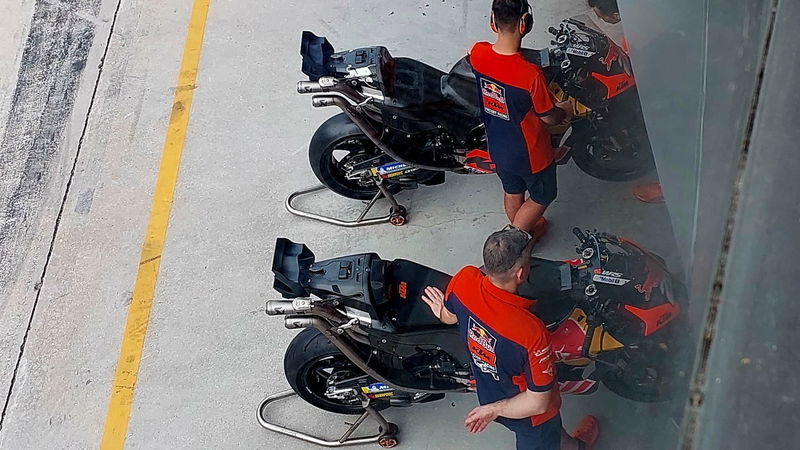 2025 Sepang MotoGP Shakedown Test - Day 3: LIVE | Crash.net
