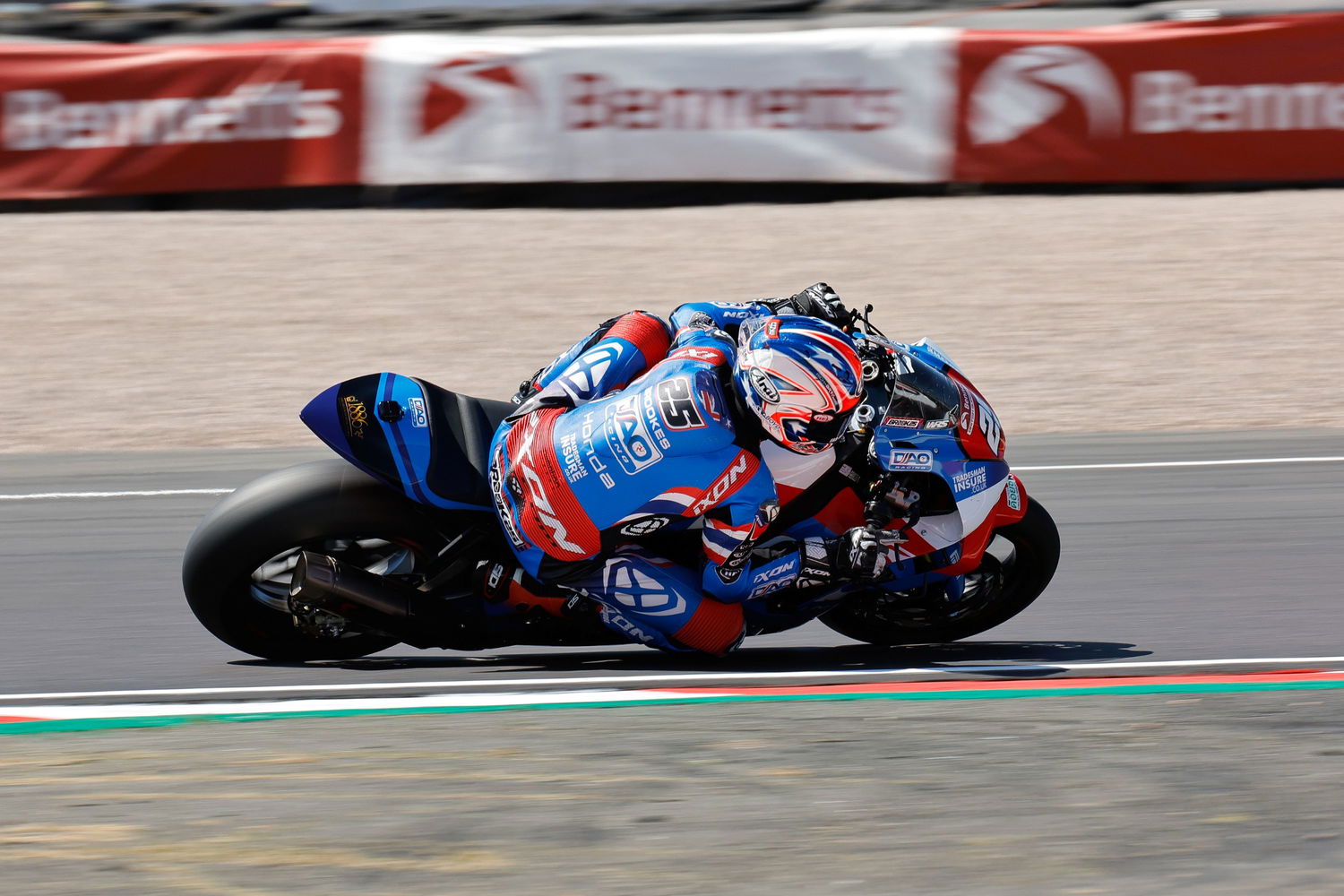 2025 British Superbikes: Donington Park - Race Results (1) | Crash.net