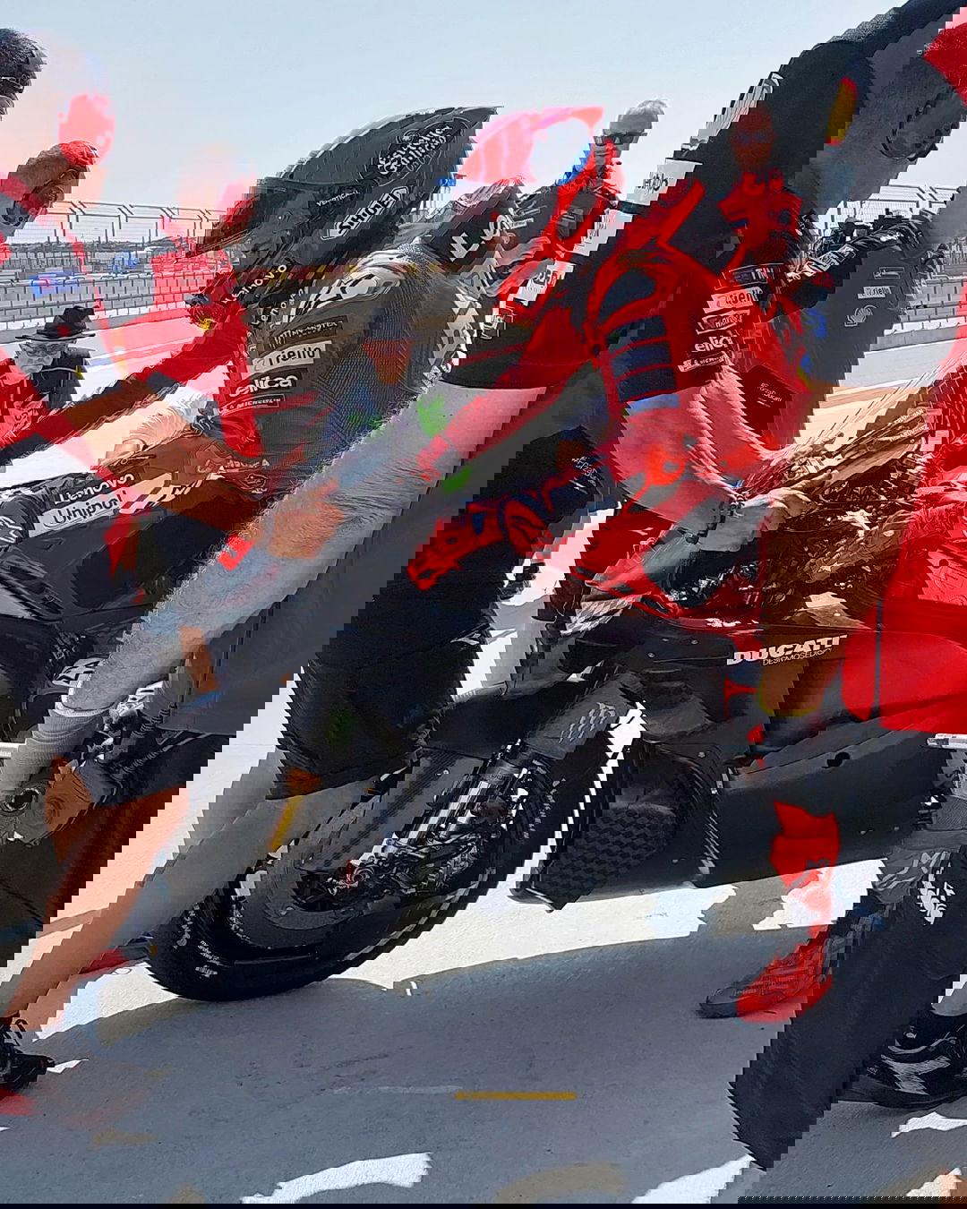 Marc Marquez gives verdict on new Ducati MotoGP aero at Aragon test ...