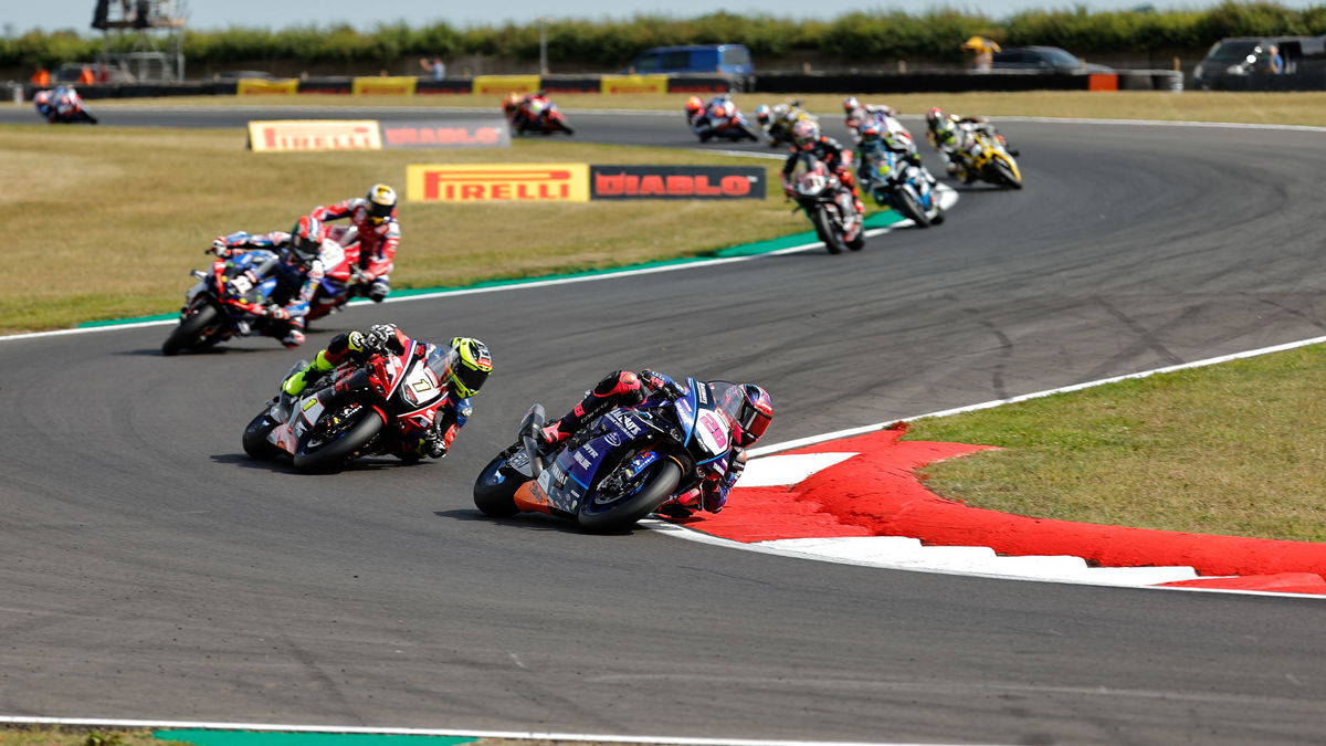 2025 British Superbikes: Snetterton - Race Results (3) | Crash.net
