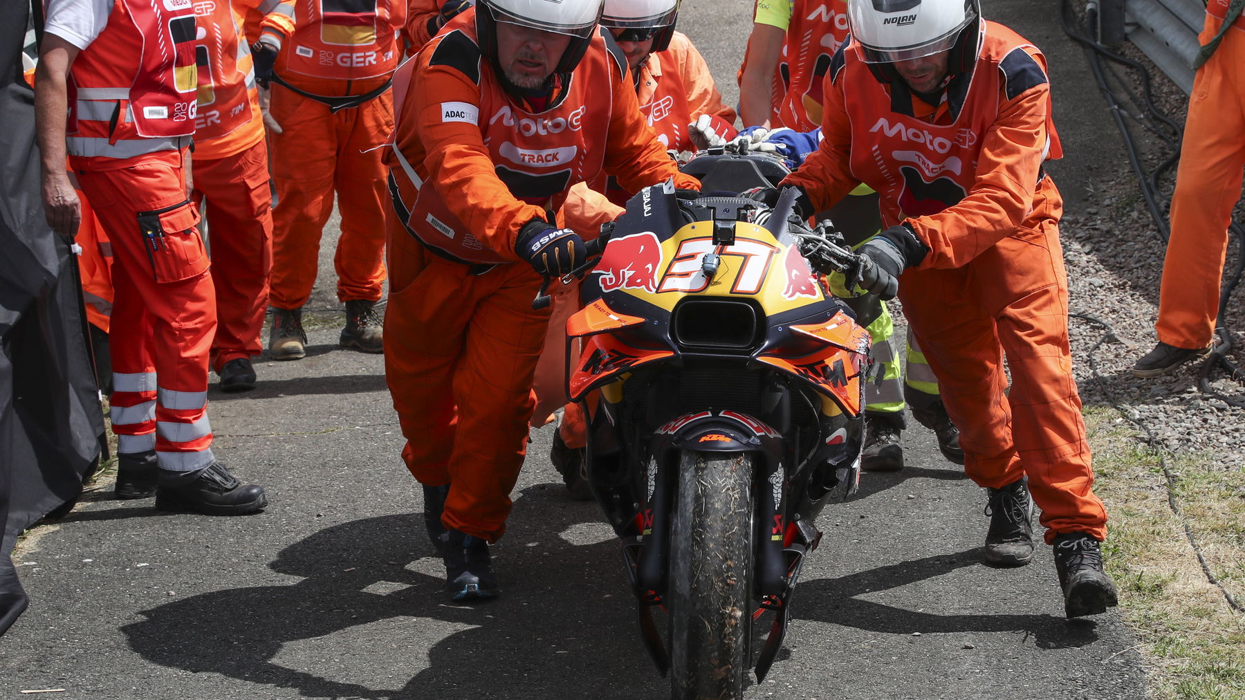 Explained: Why eight riders crashed, and only 10 finished, the German ...