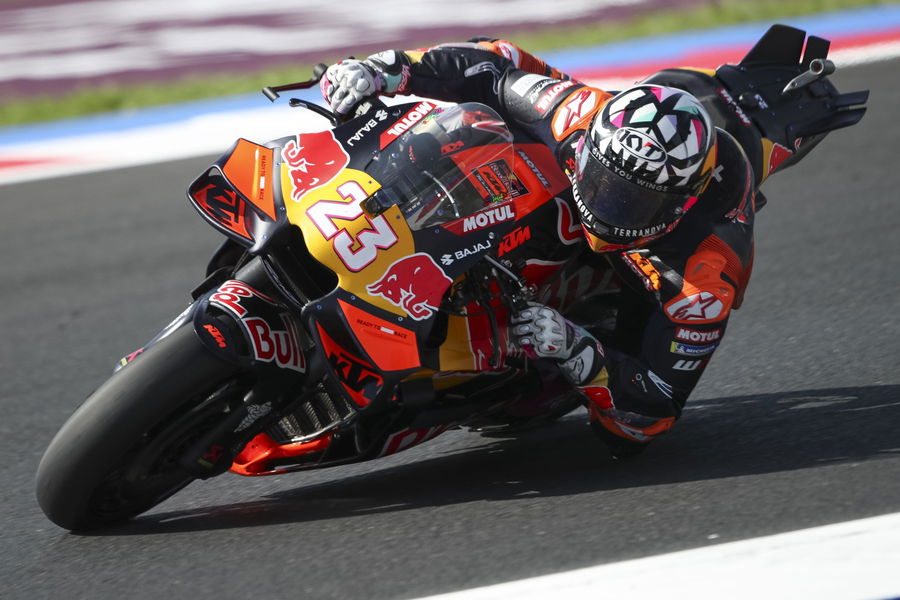 Yamaha V4 vs Inline: Lap time difference for Rins, Miller at Misano ...