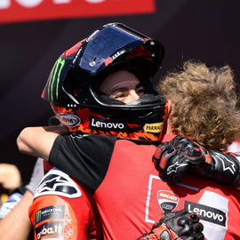 BMW reveals updated LMDh prototype for 2026 WEC, IMSA seasons | Crash.net