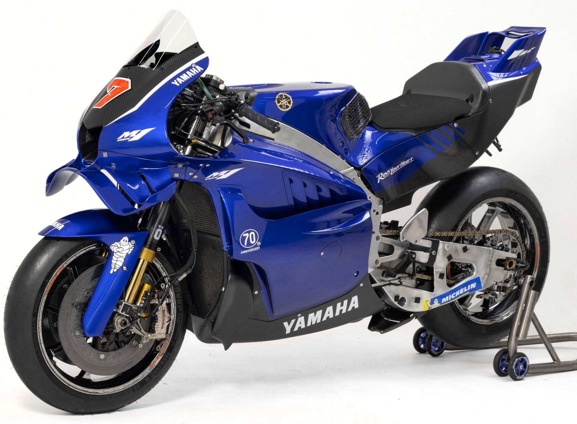 PICTURES: Yamaha unveils V4 MotoGP prototype at Misano | Crash.net