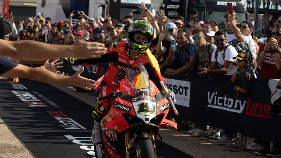 Alvaro Bautista picks out 2025 “reset” moment: “I felt a lot of pain ...