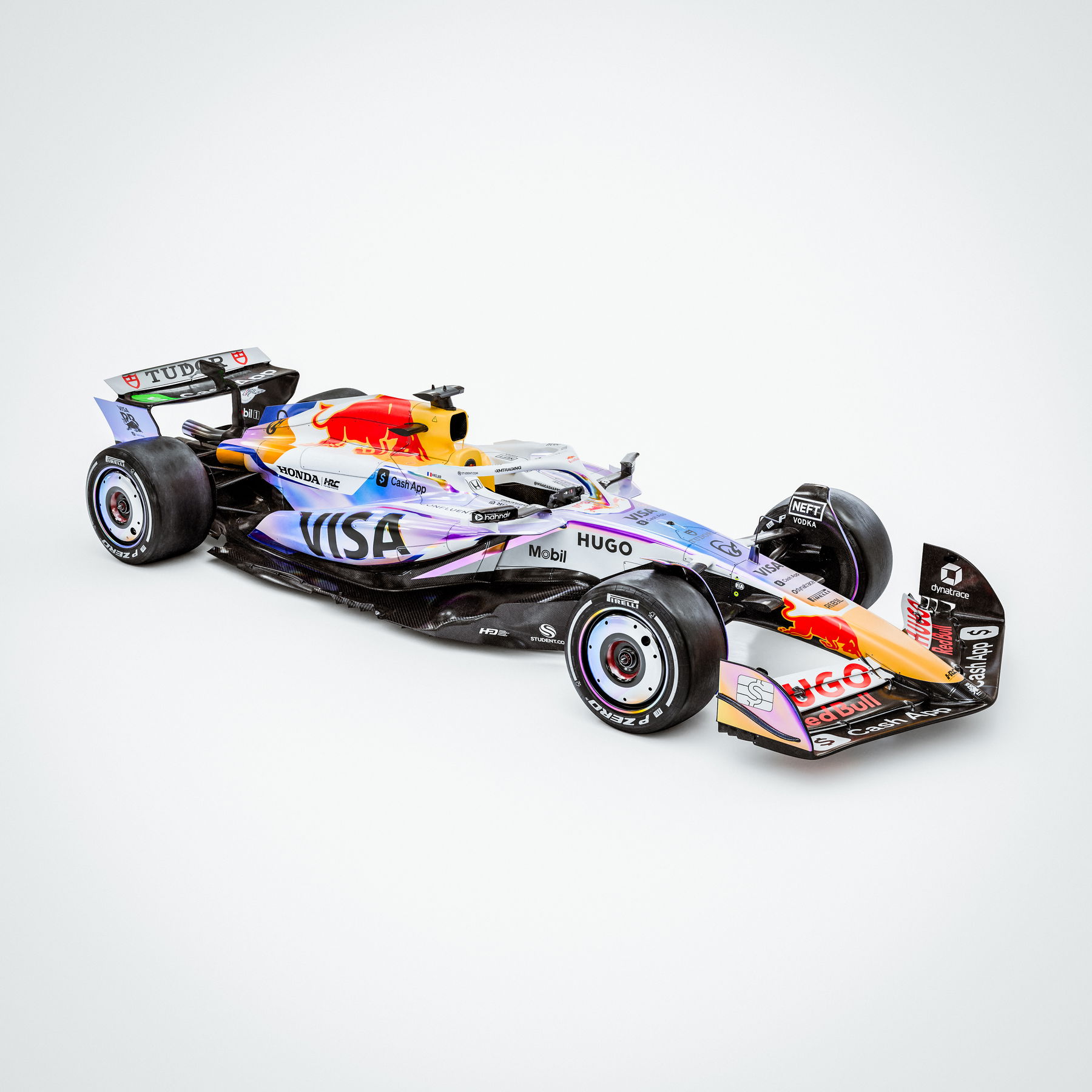 Racing Bulls show off exciting new “holographic” F1 livery for Las ...