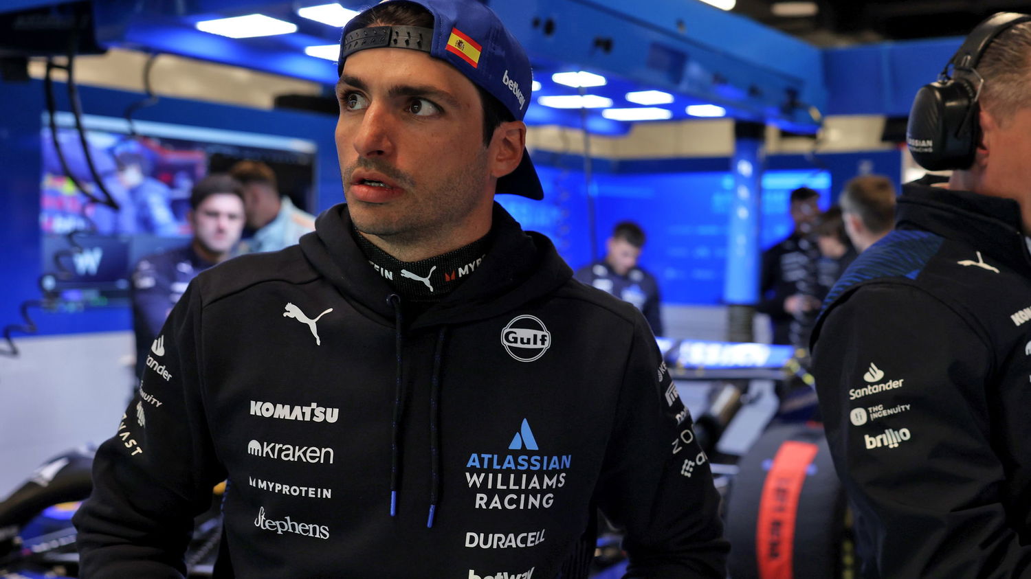 Carlos Sainz channels Kermit the Frog meme to sidestep Ferrari drama ...